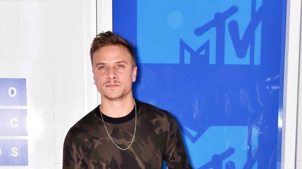 Matt Cutshall biography: age, brother, girlfriend, net worth, band ...