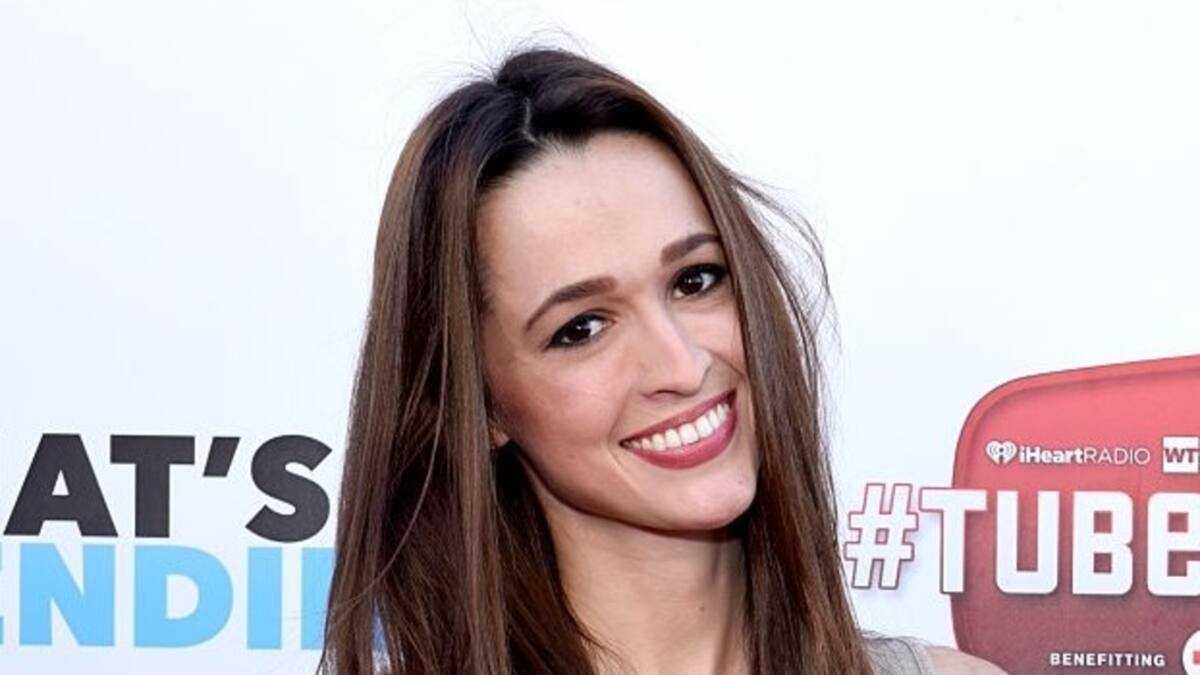 Jaclyn Glenn biography: age, height, boyfriend, past relationships ...