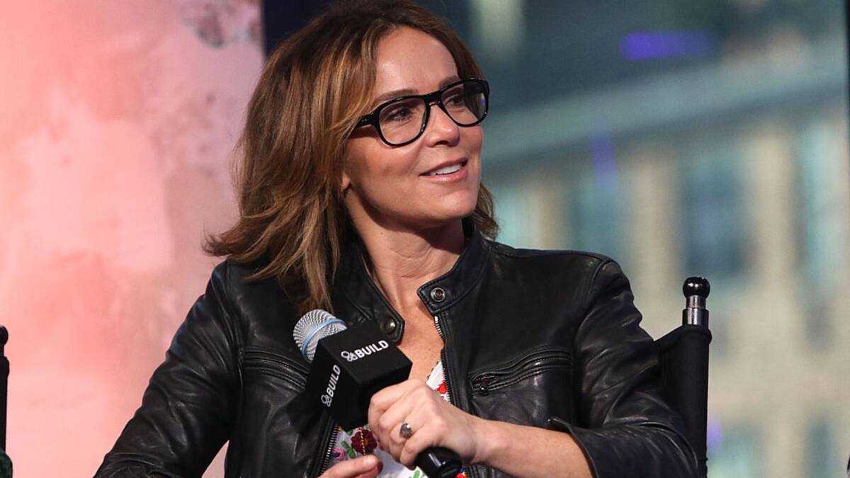 Quel Âge A Jennifer Grey | Jennifer Grey Before And After – VINHBX