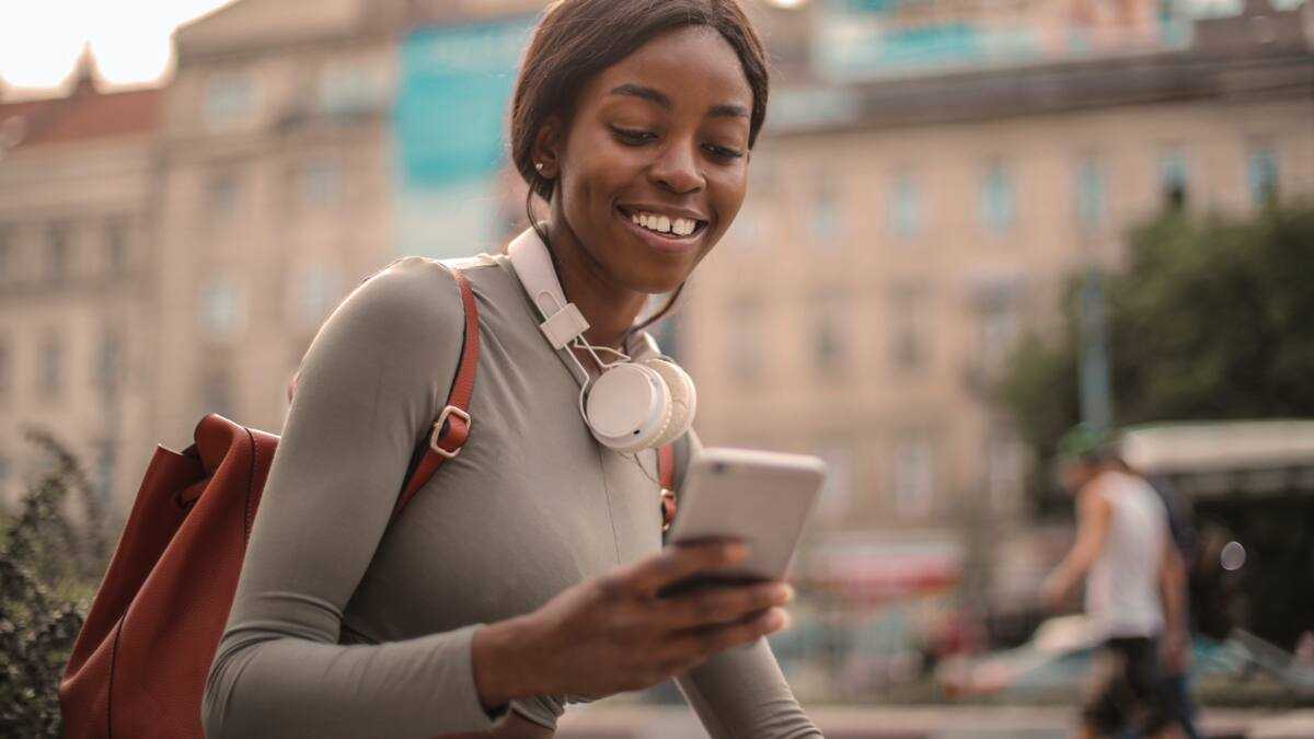 Down bad meaning: here is your new slang term of the week - Legit.ng