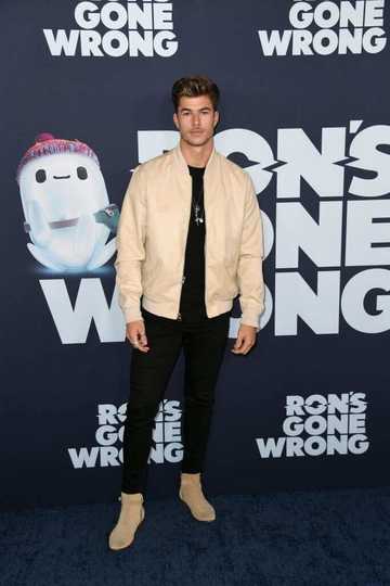 Chase Mattson's biography: age, height, wife, kids, career in modelling ...