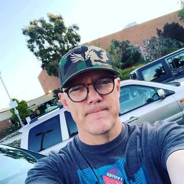 Matthew Lillard biography: age, height, net worth, wife, movies - Legit.ng