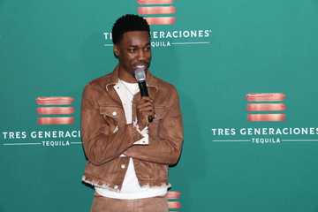 Giveon’s height, age, real name, parents, nationality, net worth - Legit.ng