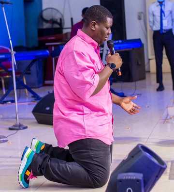 Pastor Adeboye's children: Interesting facts about all kids - Legit.ng