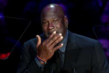 Shaq's hand size: 20 biggest hands in the NBA ranked by size - Legit.ng