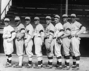 Shortest MLB players: 15 smallest baseball stars throughout history ...