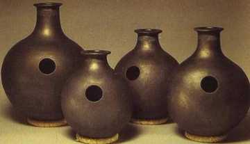 Hausa musical instruments and their names - Legit.ng