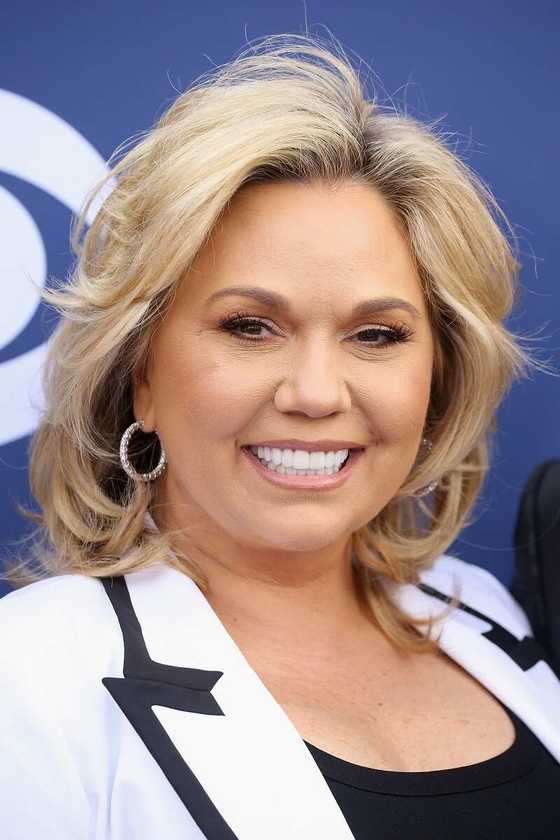 Julie Chrisley bio: age, parents, net worth, husband, children - Legit.ng