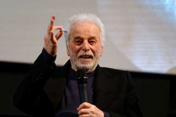 20 famous people from Chile: Meet Chilean actors, athletes, singers ...