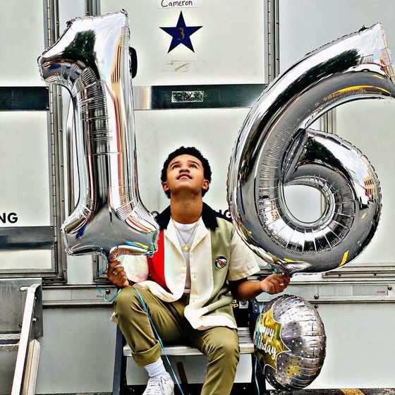 Cameron J Wright’s biography: age, height, birthday, is he single ...