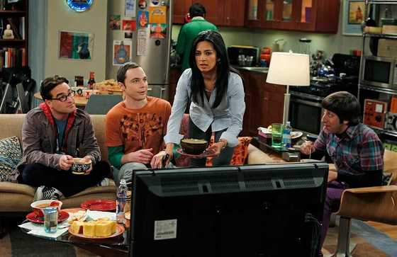 Big Bang Theory's Aarti Mann: age, measurements, net worth, husband ...