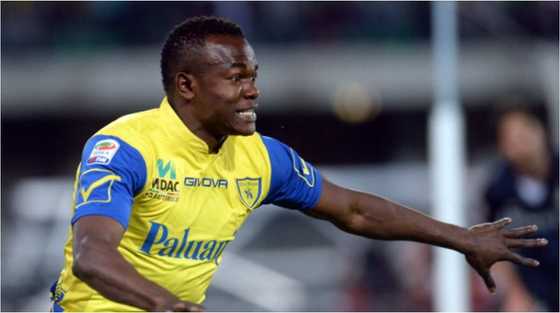 Former Super Eagles Star Flaunts His Oyinbo Wife's Huge Baby-Bump as ...