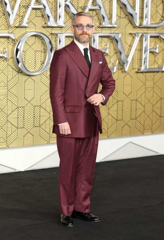 Short actors: 30 famous celebrities who are well under 6 feet - Legit.ng