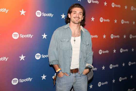 50 top male country singers you need to add to your playlist - Legit.ng