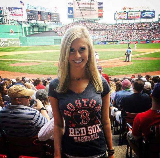 Kayce Smith's biography: age, height, career, is she married? - Legit.ng