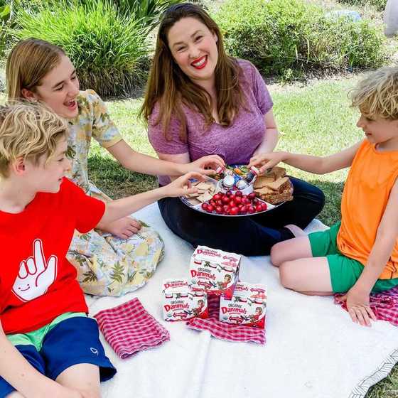 Jessica Ballinger’s biography: age, height, birthday, family - Legit.ng