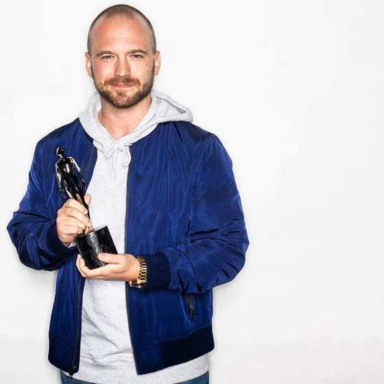 Sean Evans bio: age, height, girlfriend, net worth - Legit.ng