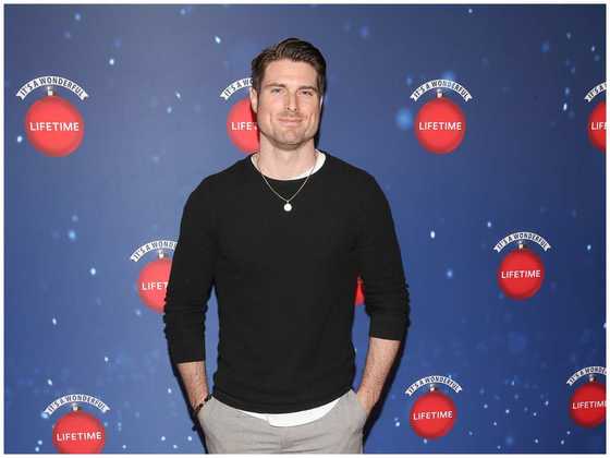 33 male Hallmark actors: The channel’s most popular leading men - Legit.ng