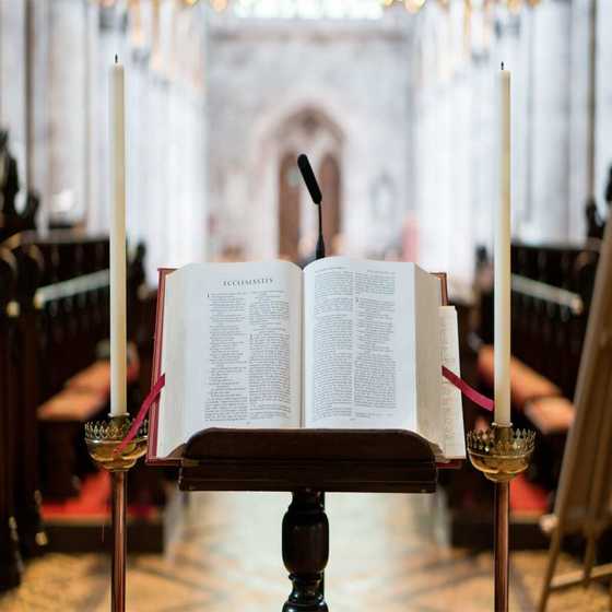 What are the duties of a protocol officer in church? - Legit.ng
