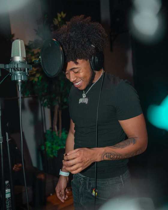 Smoothgio’s biography: age, height, real name, girlfriend, net worth ...