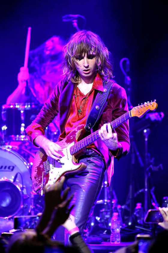 Thomas Raggi’s biography: age, height, partner, net worth, Maneskin ...