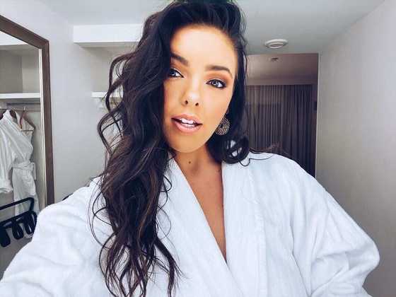 Miranda May biography: age, parents, weight loss, acting career - Legit.ng