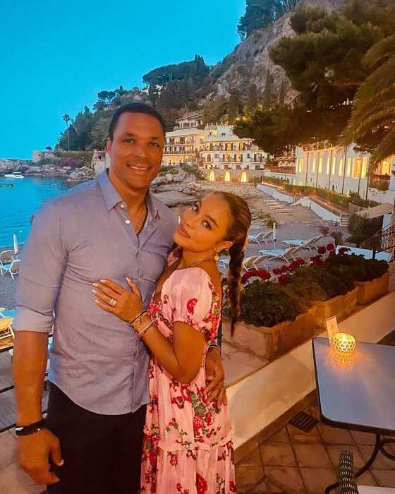 October Gonzalez’s biography: who is Tony Gonzalez’s wife? - Legit.ng
