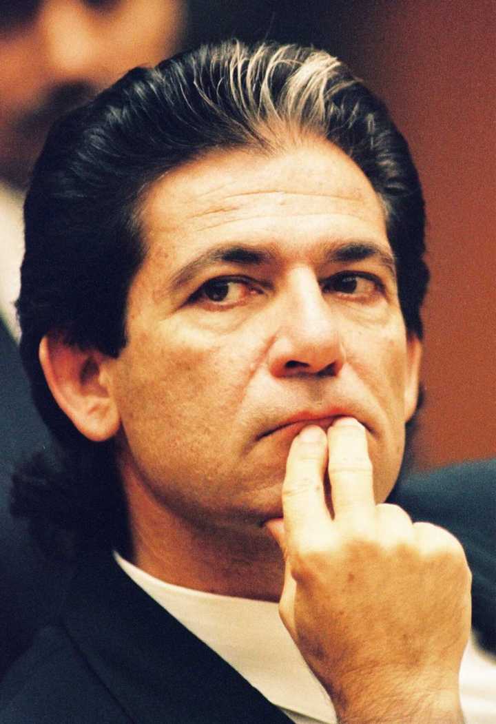 Robert Kardashian Sr. bio: career, net worth, family, cause of death ...