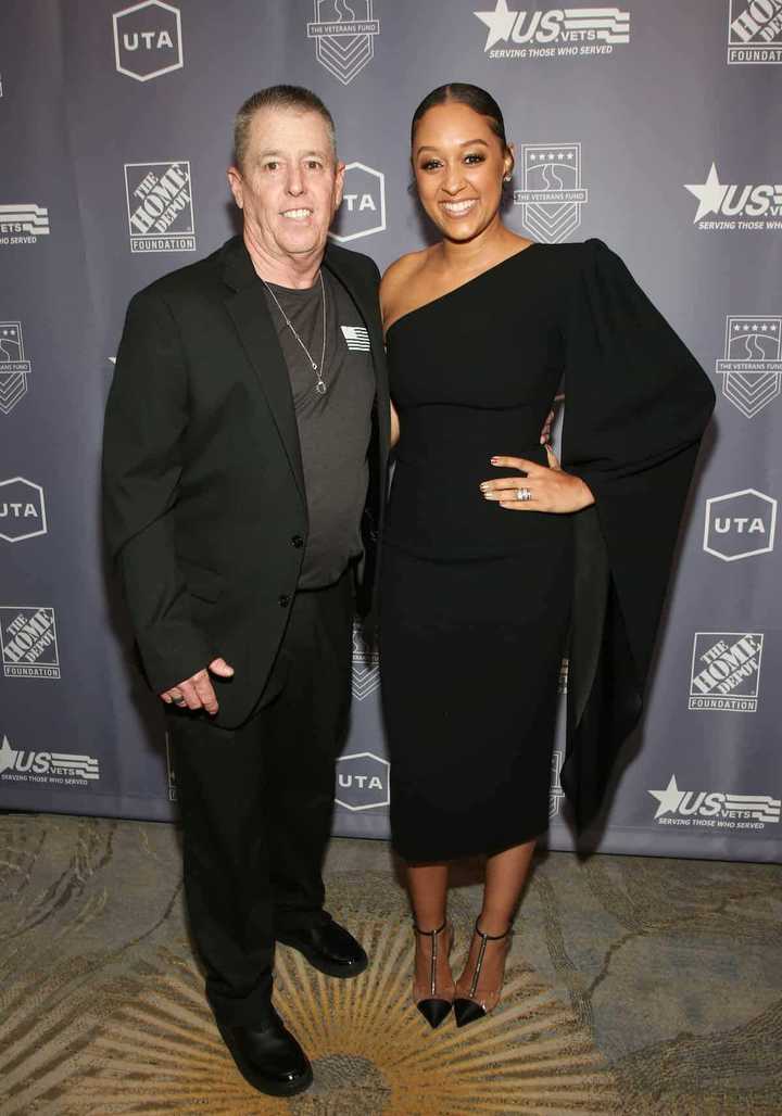 Who are Tia and Tamera’s parents? Meet Timothy and Darlene Mowry - Legit.ng