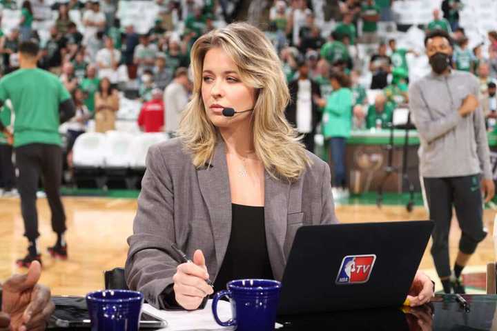 15 most beautiful NBA female reporters and commentators - Legit.ng