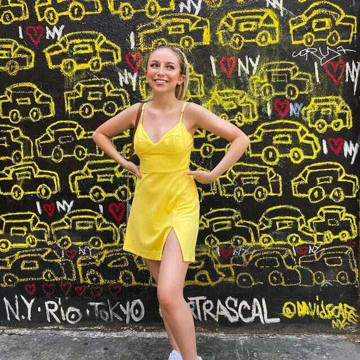 Ellie Schnitt biography: age, height, net worth, what happened? - Legit.ng