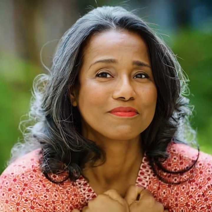 Suzanne Kay's biography: Age, parents, husband, children, net worth ...