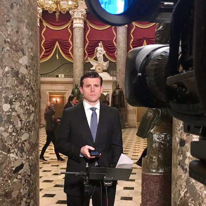 Phil Mattingly’s biography: age, height, family, salary, net worth ...