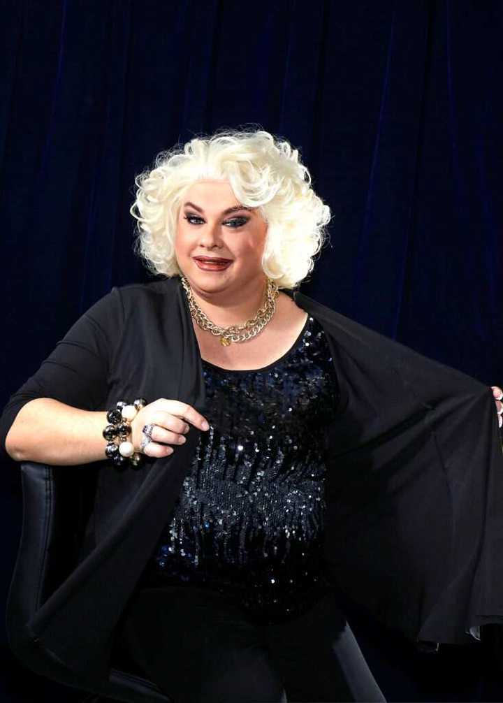 Qui est Zize Dupanier ? Tout savoir sur l'humoriste de Marseille - Legit.ng