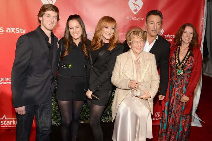 Who is Evan James Springsteen? Meet Bruce Springsteen's son - Legit.ng