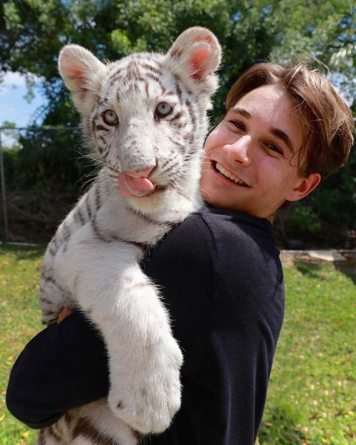 Jacob Feder’s biography: age, parents, sister, net worth, zoo - Legit.ng