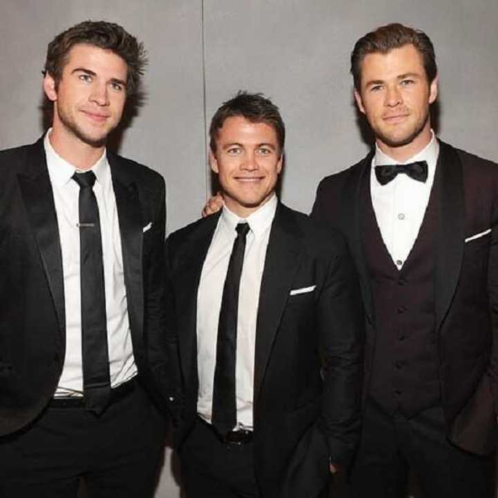 Luke Hemsworth bio: age, height, net worth, wife, children - Legit.ng
