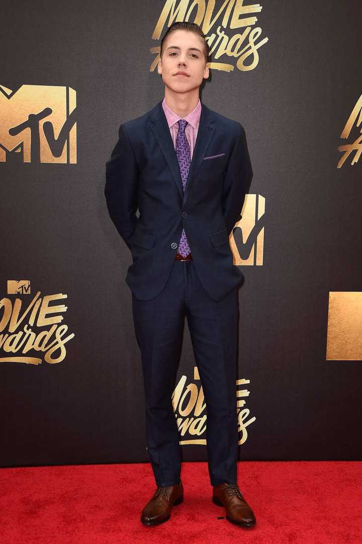 Matthew Espinosa’s biography: age, girlfriend, movies and TV shows ...