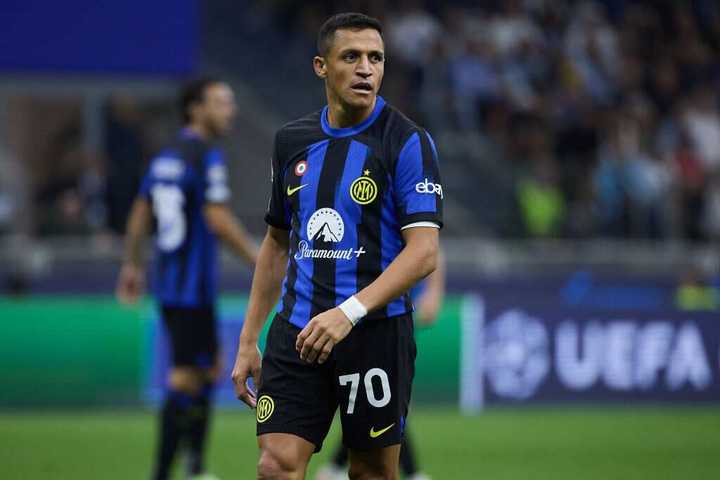 20 famous people from Chile: Meet Chilean actors, athletes, singers ...