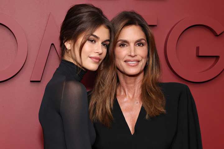 Meet Kaia Gerber's parents and sibling: Inside her famous family - Legit.ng