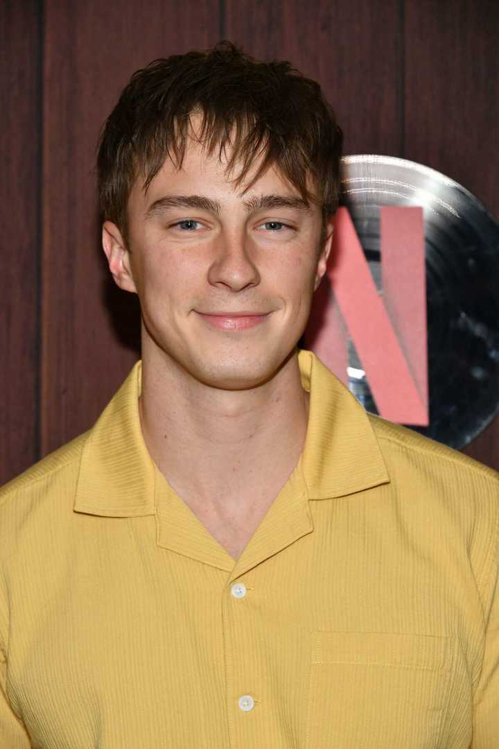 Drew Starkey’s biography: age, height, family, movies and TV shows ...