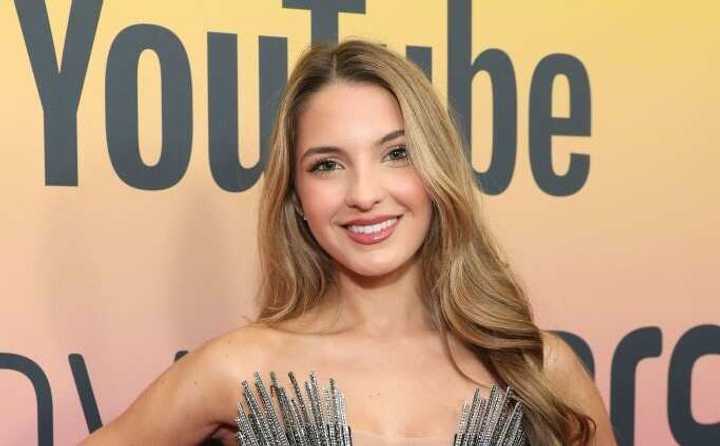 Hottest YouTubers: 20 most attractive women on the platform - Legit.ng