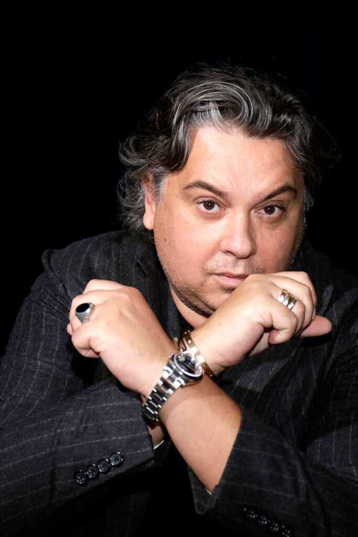 Qui est Zize Dupanier ? Tout savoir sur l'humoriste de Marseille - Legit.ng