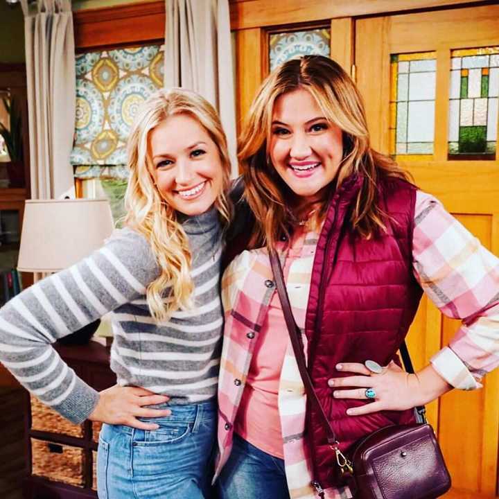 Beth Behrs bio: age, height, net worth, husband - Legit.ng