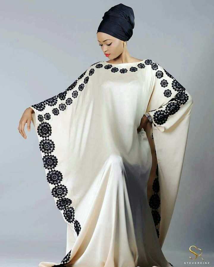 African old school dressing for men and women - Legit.ng