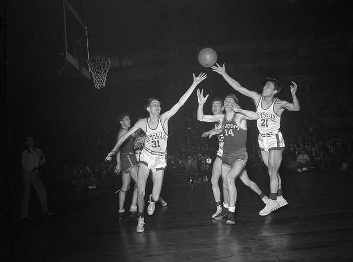 Who is shortest basketball player? 25 shortest NBA stars in history ...