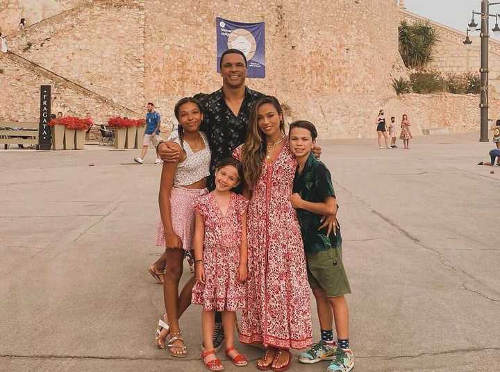 October Gonzalez’s biography: who is Tony Gonzalez’s wife? - Legit.ng