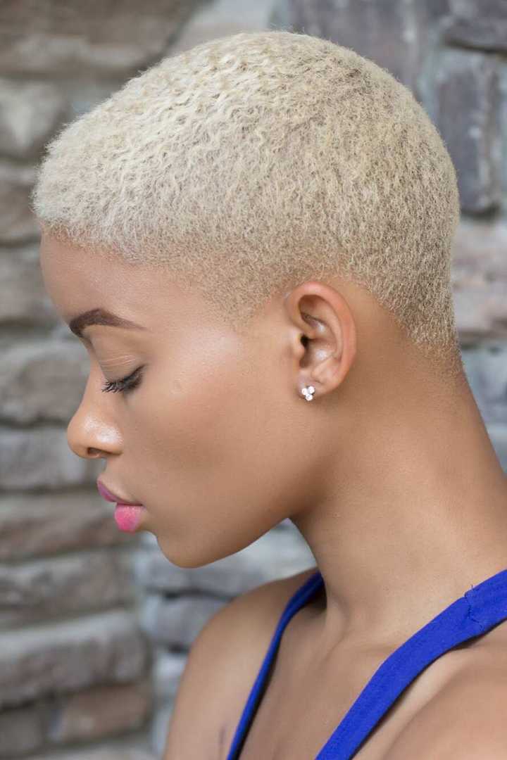 Low cut hairstyles for round faces - Legit.ng