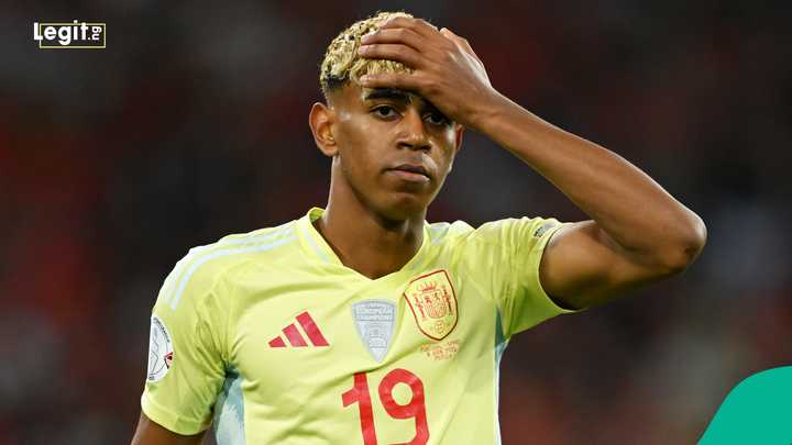 Barcelona Star Lamine Yamal Links Up With His Football Idol Neymar in ...