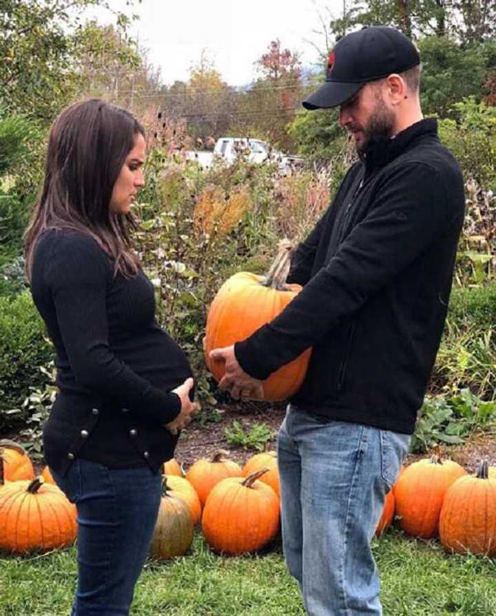 Diane Macedo bio: salary, husband, measurements and hot photos - Legit.ng